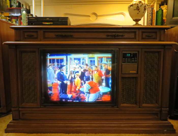 1985 Curtis Mathes Five in One Television Console Model K2675RK, Curtis ...