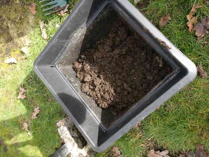 Money Saving: How to Make Great Compost - HubPages