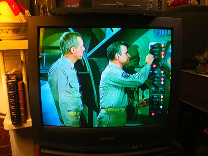 Sharp Color Television Model 27N-S100, Manufactured February 2000 ...