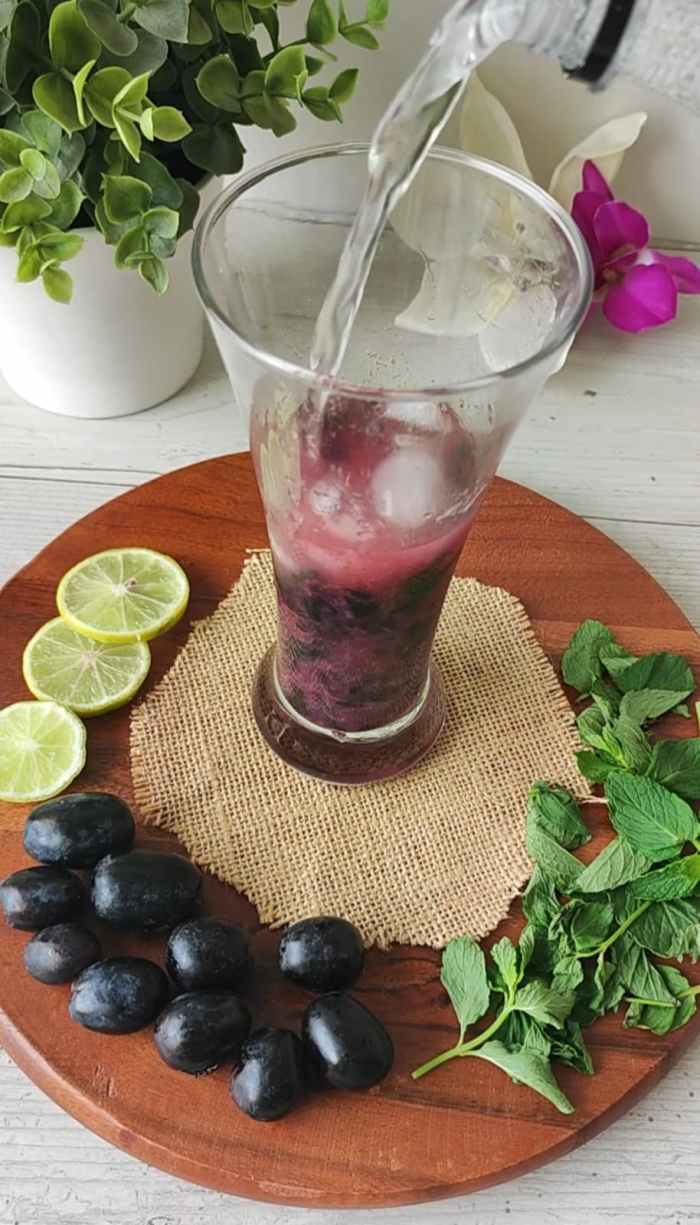 Black Grapes Mojito Recipe: A Refreshing Twist on a Classic Summer ...