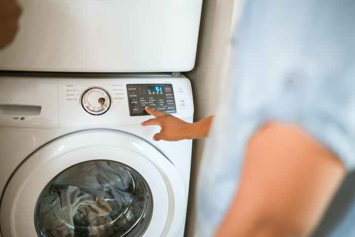 How to Wash Clothes Without a Washing Machine - HubPages