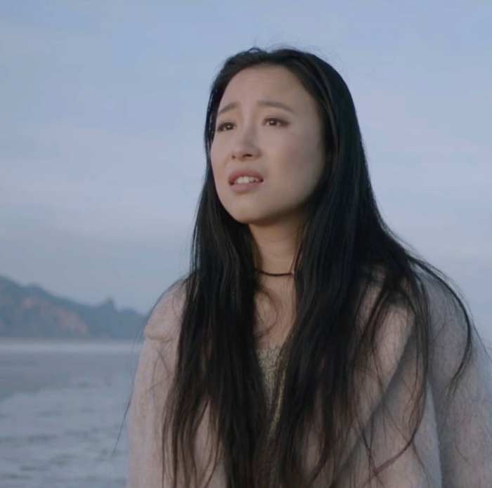 Ariel Zhang Owns the Diversity of Roles - HubPages