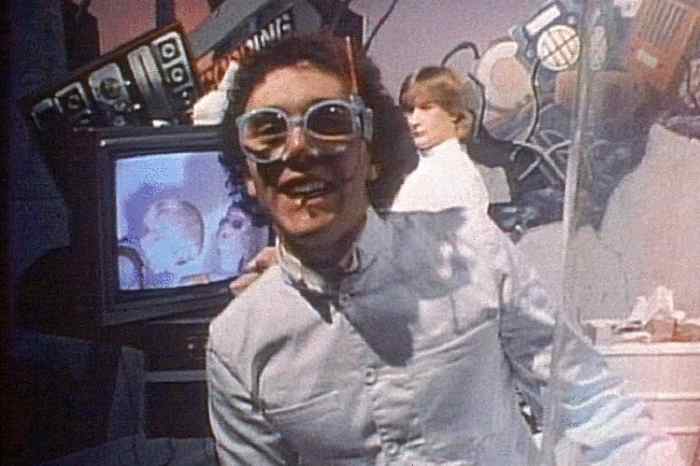 List of First 25 Videos Played on MTV - HubPages