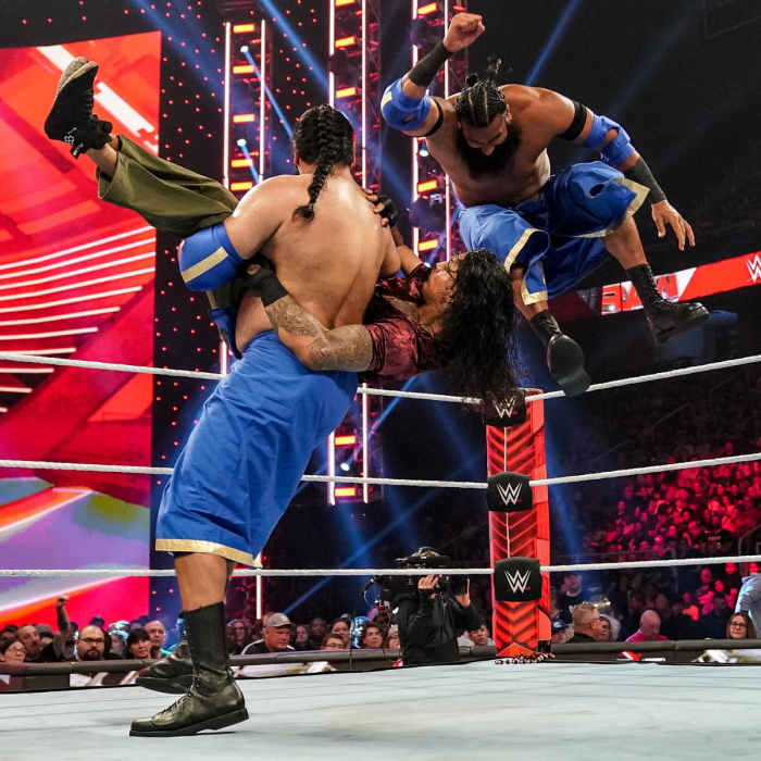 WWE Monday Night Raw: World Heavyweight Champion Seth "Freakin" Rollins ...