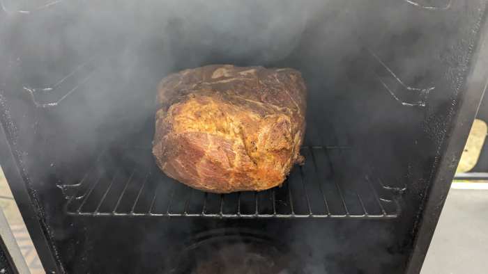 How to Pick Your First Smoker: From Easy to Expert Options - HubPages