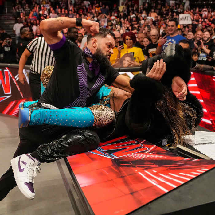 WWE Monday Night Raw: World Heavyweight Champion Seth "Freakin" Rollins ...