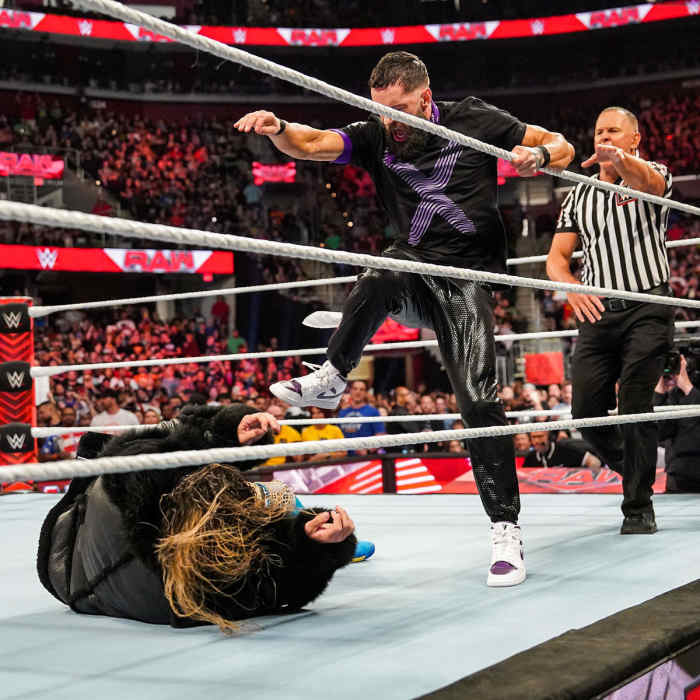 WWE Monday Night Raw: World Heavyweight Champion Seth "Freakin" Rollins ...