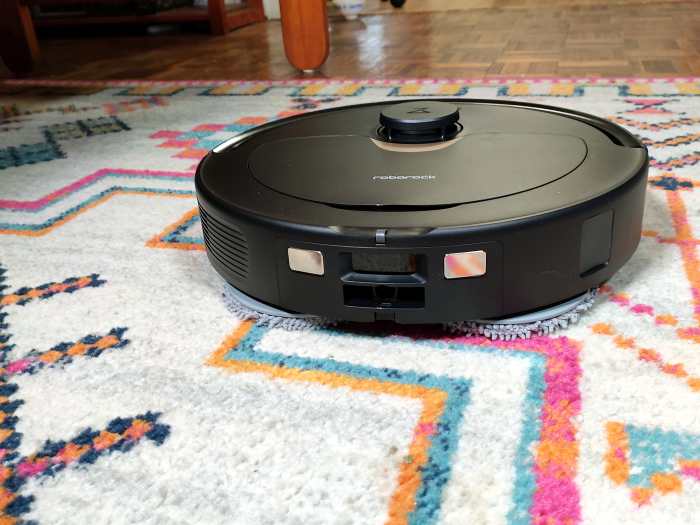 Review of the Roborock Q Revo Robot Vacuum and Mop - HubPages