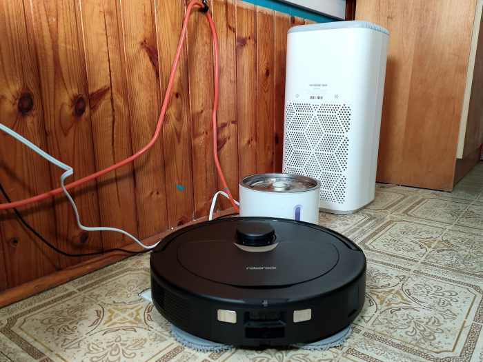Review of the Roborock Q Revo Robot Vacuum and Mop - HubPages