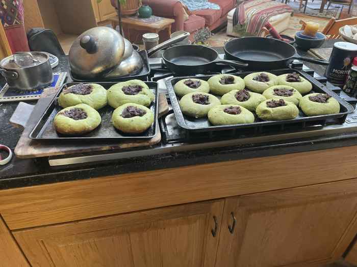 Matcha Kolache with Red Bean Paste Recipe - HubPages