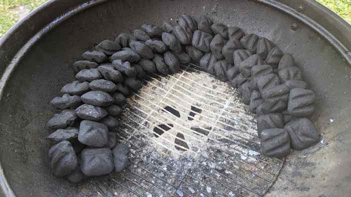 Using the Snake Method to Smoke Meat on a Charcoal Kettle Grill - HubPages