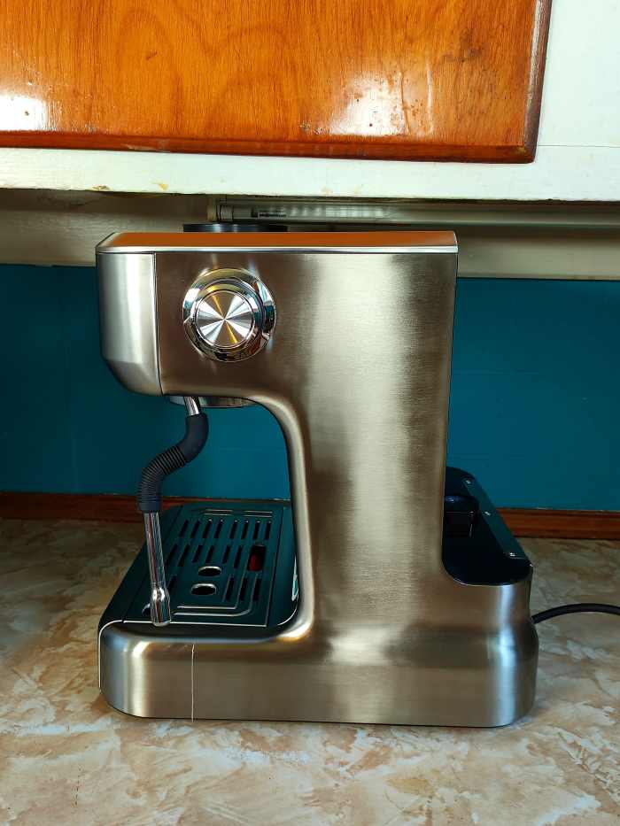 Review of the Casabrews Espresso Machine With Grinder - HubPages