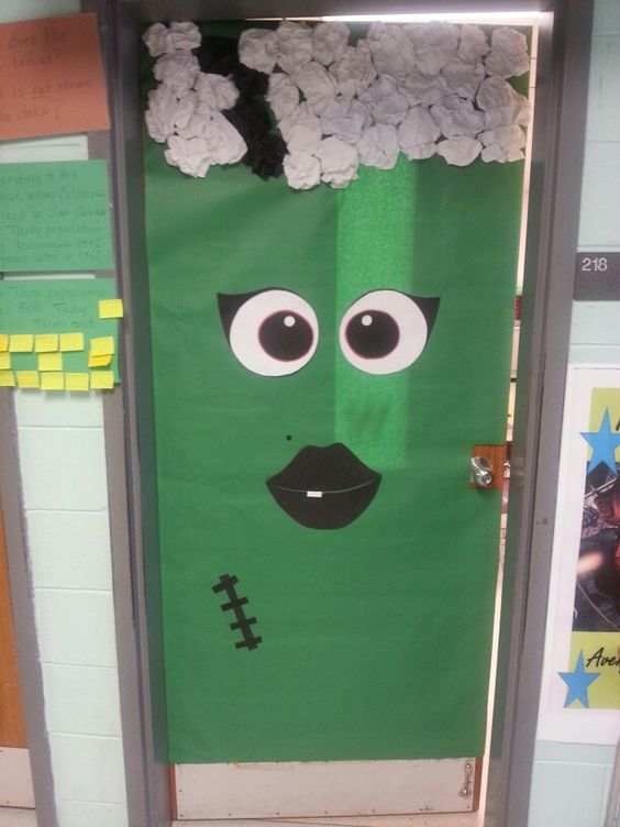 30+ DIY Halloween Classroom Door Decorations - HubPages