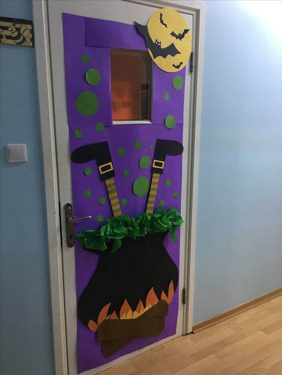 30+ DIY Halloween Classroom Door Decorations - HubPages