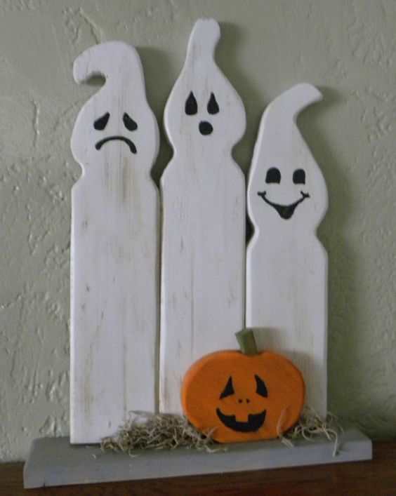 50+ Great Ideas for DIY Halloween Wood Crafts - HubPages