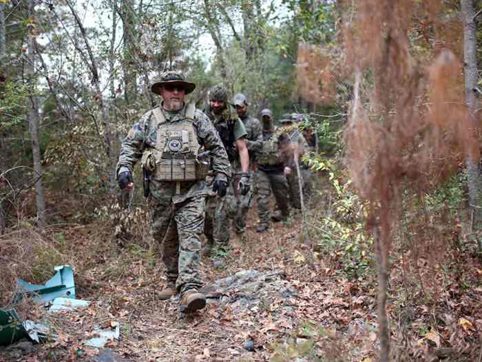 Examples of the Unorganized 'Reserve Militia' at Work. - HubPages