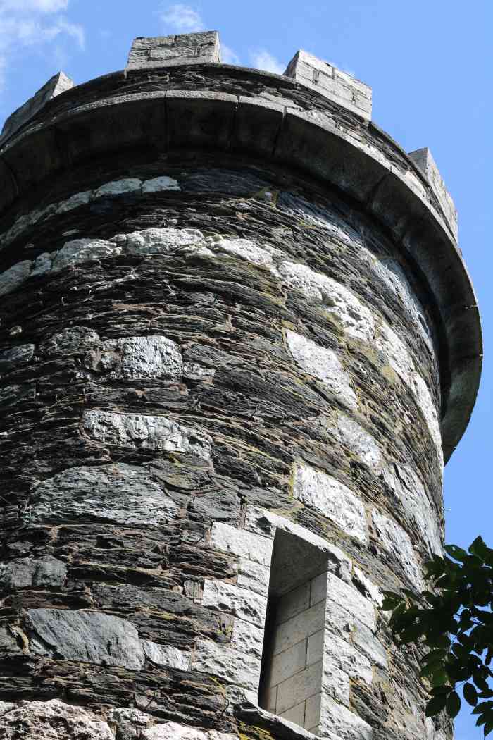 Brattleboro Retreat and the Stone Tower - HubPages