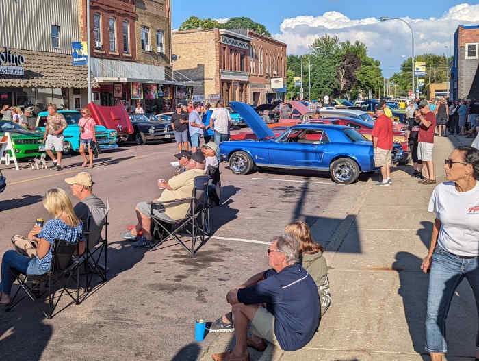 Car Shows - Fun to Attend in a Showy Kind of Way - HubPages