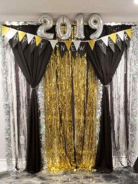 30+ Sparkly New Years Party Backdrop Ideas for 2024 - HubPages