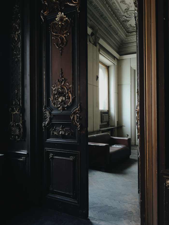 Gothic Decor: A Complete Guide - HubPages