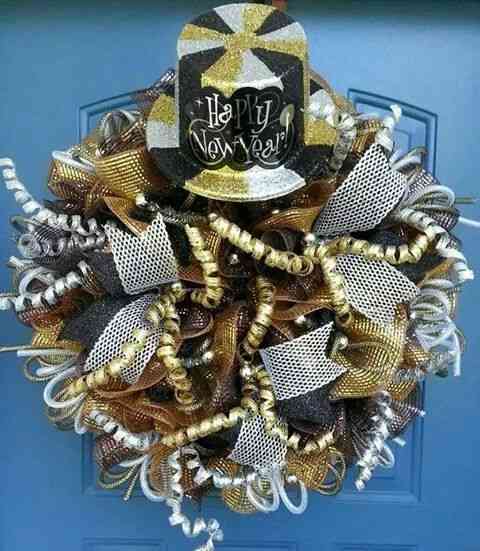 50+ Amazing DIY New Years Eve Wreath Ideas for 2024 - HubPages