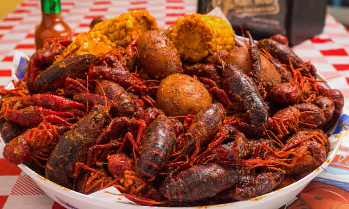 How to Cook Crawfish-Outdoor Cooking on the Bayou a Weekend Get ...