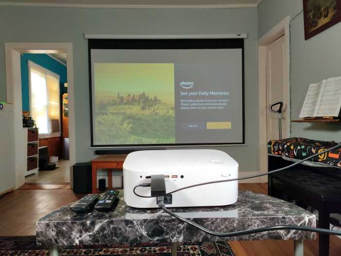 Review of the Vankyo Performance V700W Projector - HubPages