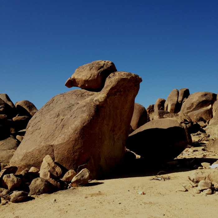 The Spectacular Rock Formations in Southwestern Saudi Arabia - HubPages