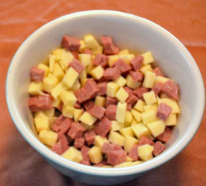 Grandmother's Italian Tort: Stuffed Meat and Cheese Bread - HubPages