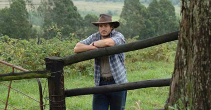 Faith Like Potatoes Movie Review - HubPages