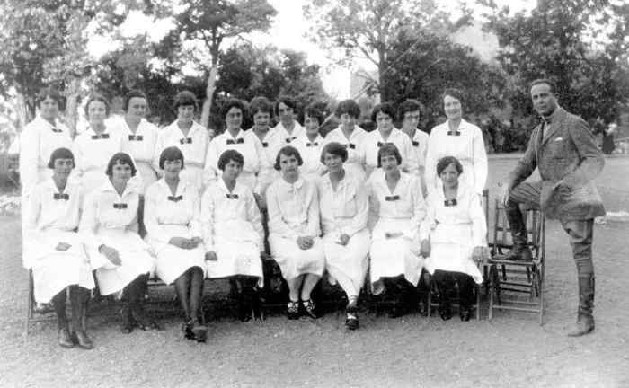Fred Harvey and His Harvey Girls Civilized and Helped Build the ...