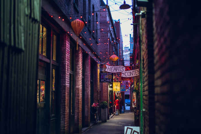 Support Your Neighborhood by Shopping at Local Small Businesses - HubPages