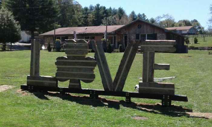 What are Virginia's LOVEworks Signs ? - HubPages