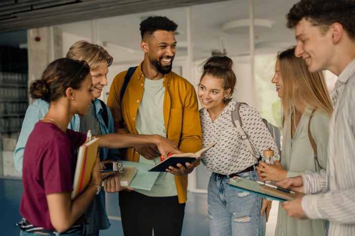 5 Amazing Ways To Optimize Your Social Interaction Skills - HubPages