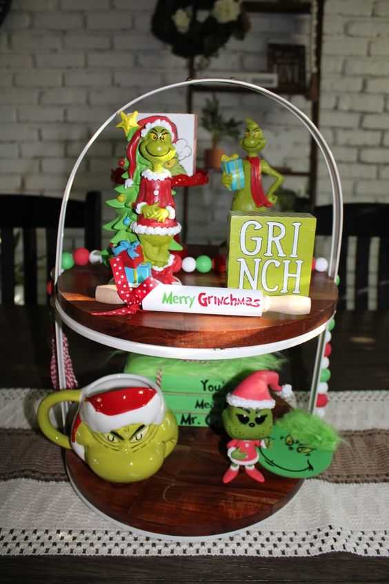 35+ Fun DIY Grinch Centerpiece Ideas for a Whimsical Christmas - HubPages
