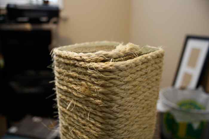 Build Your Own Cat Scratching Post - HubPages