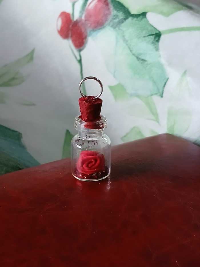 Tiny Rose in A Bottle - HubPages