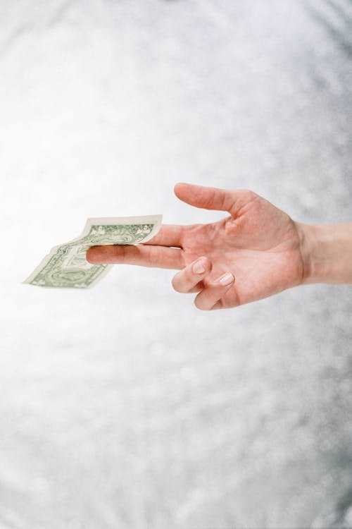 Tipping Should Be Outlawed - HubPages