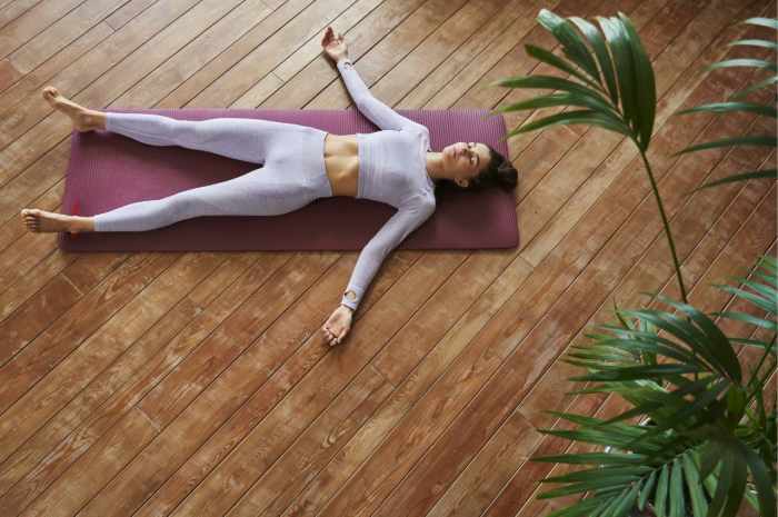 Yoga Poses for Insomnia (With Pictures) - HubPages