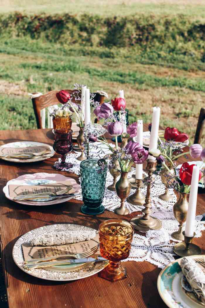 6 Fabulous Farm (Rustic) Wedding Ideas - HubPages