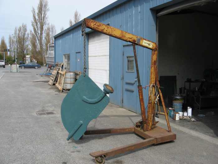 Living Aboard Argonaut II: In the Boatyard - HubPages