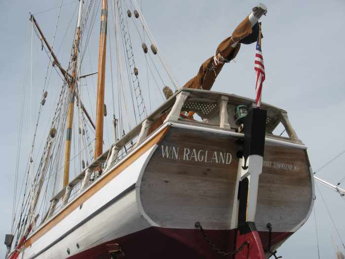 Living Aboard Argonaut II: In the Boatyard - HubPages