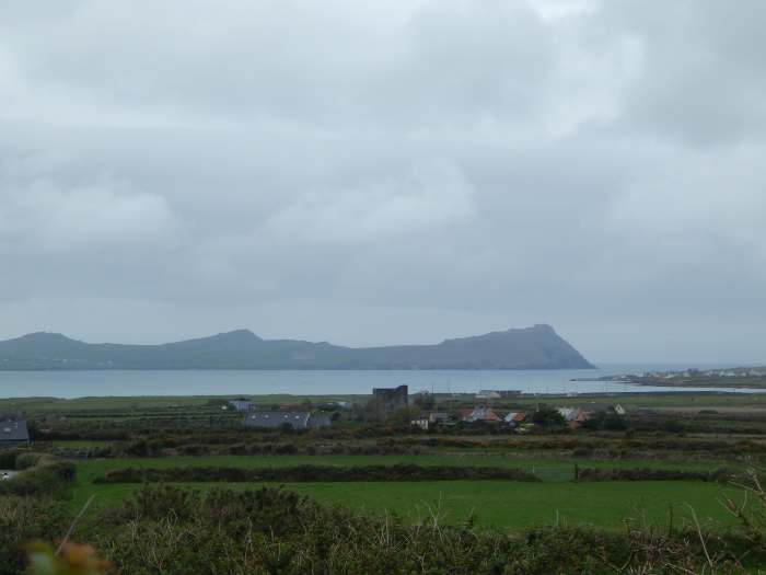 Visiting Gallarus Oratory, an Early Christian Site in Ireland - HubPages
