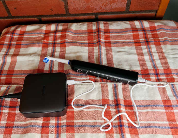 Review of the Bitvae R2 Rotating Electric Toothbrush - HubPages