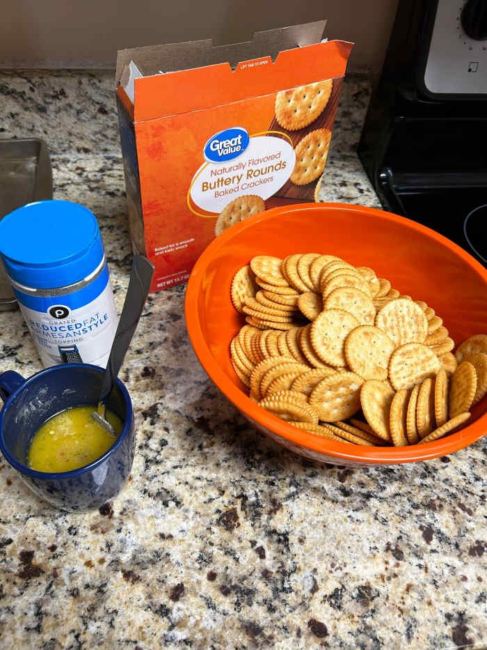 Seasoned Ranch Ritz Crackers - HubPages