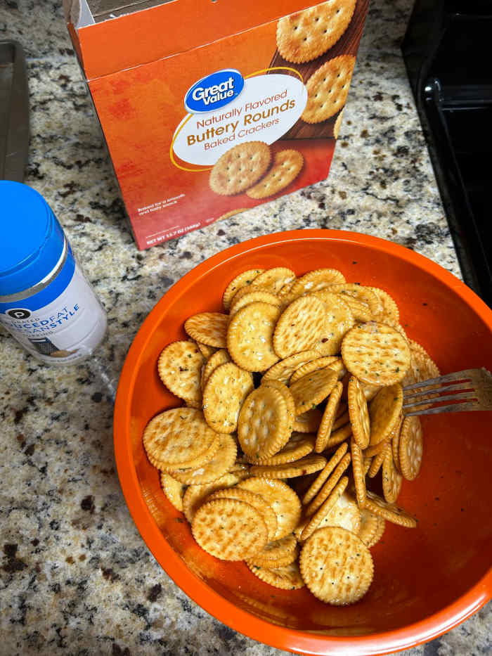 Seasoned Ranch Ritz Crackers - HubPages