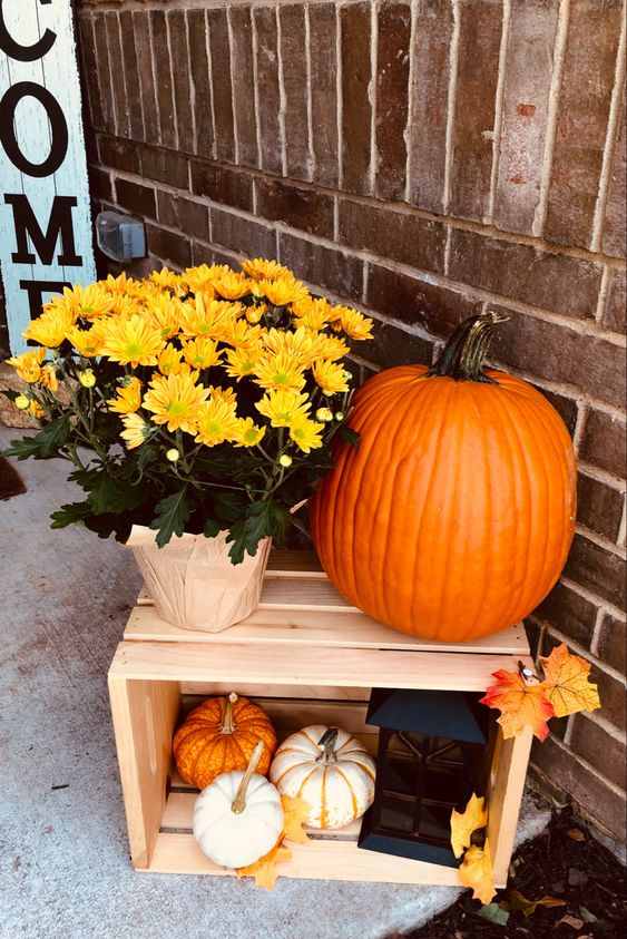 40+ Simply Charming Fall Decor Ideas - HubPages