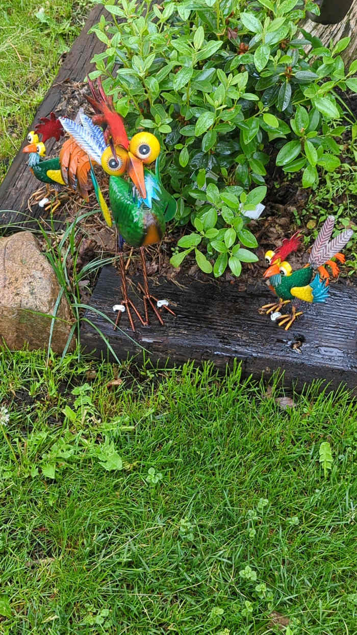 Metal Yard Art - Decorating with Metal Stuff - HubPages