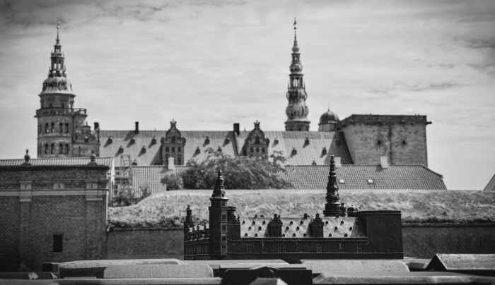 Synopsis and Analysis of All 7 Soliloquies in "Hamlet" - Owlcation