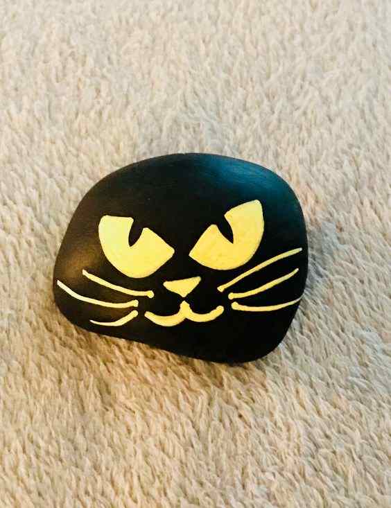 30+ Spooktastic Halloween Rock Painting Ideas - HubPages